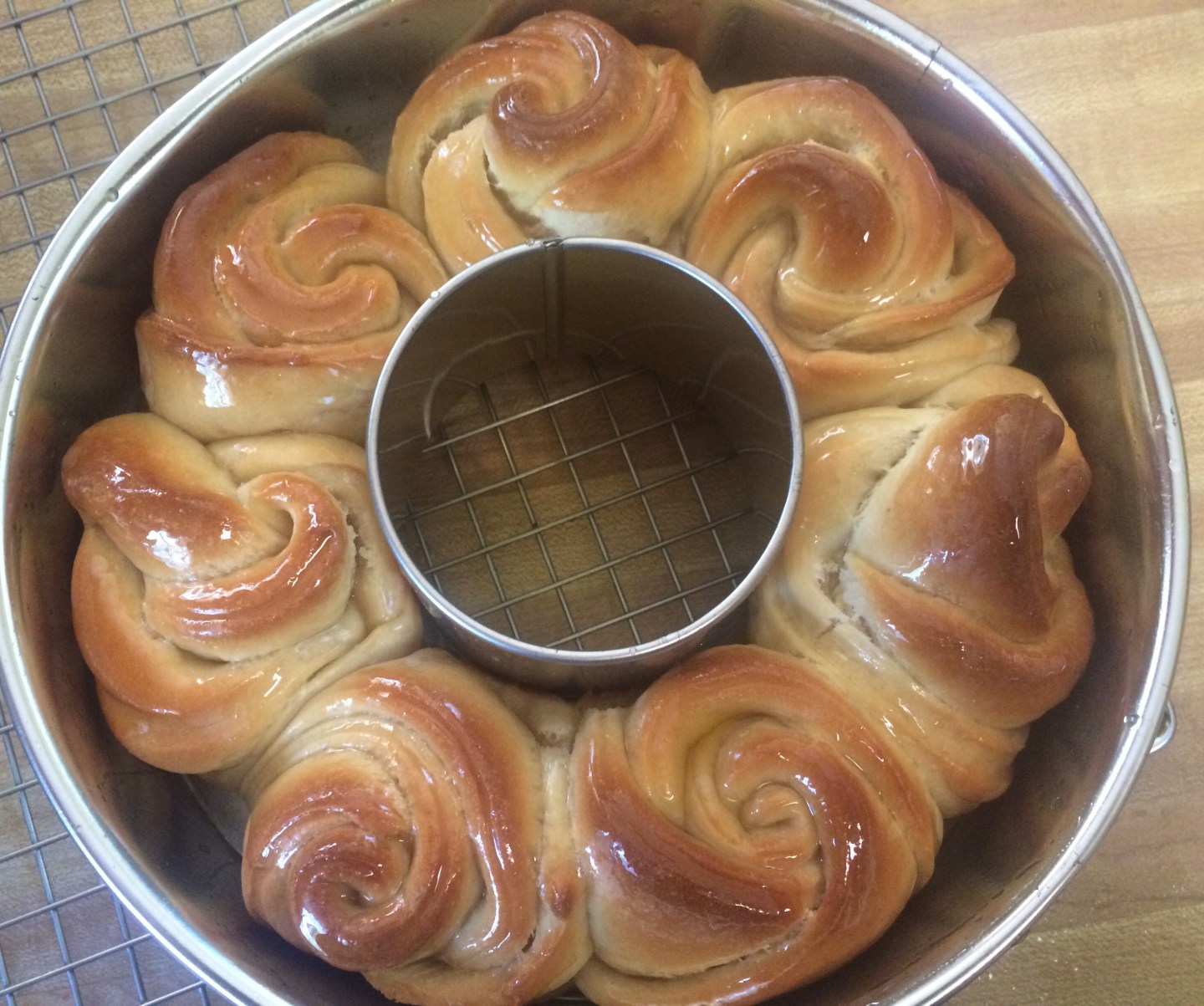 Crown of Roses Challah – Andrea's Garden Cooking