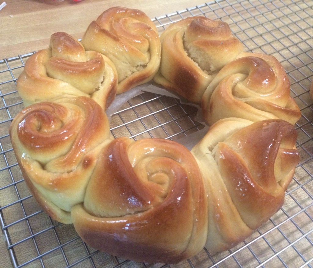 Crown of Roses Challah – Andrea's Garden Cooking